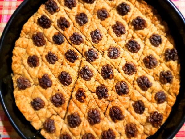 Recept za tatlije: Starinski kolač sa orasima (VIDEO) | Stvar ukusa