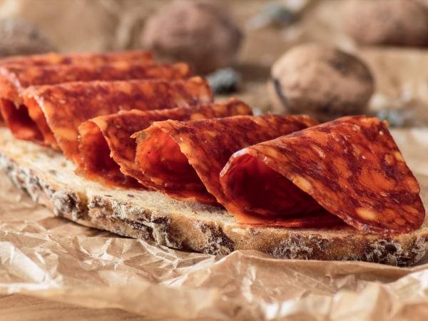 Korak po korak: Recept za domaći sremski kulen | Stvar ukusa