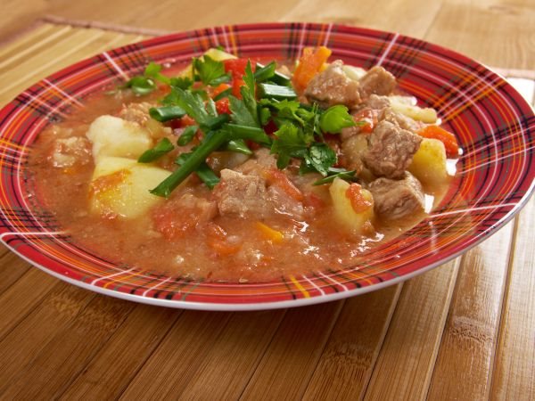 TRADICIONALNO JELO: Originalni recept za pravi BOSANSKI LONAC!!! | Stvar ukusa