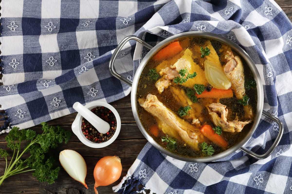 NEZABORAVNO STARINSKO JELO: Domaća supa i rinflajs | Stvar ukusa