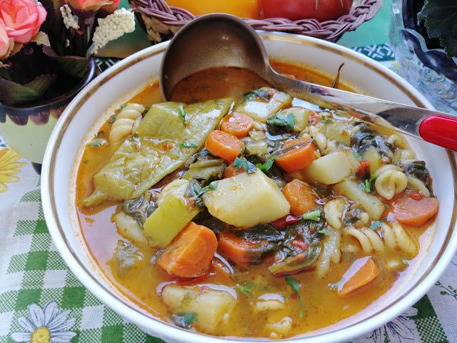 Posna čorba sa spanaćem i testeninom (VIDEO) | Stvar ukusa