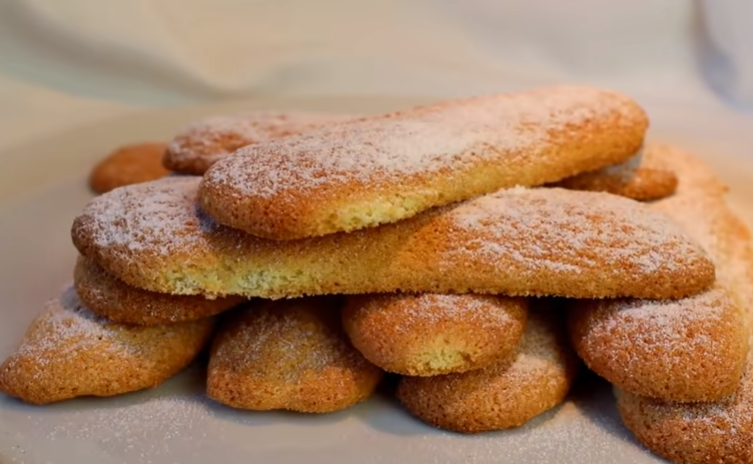 PIŠKOTE NA ITALIJANSKI NAČIN: Keks za koji vam je potrebno samo 3 ...