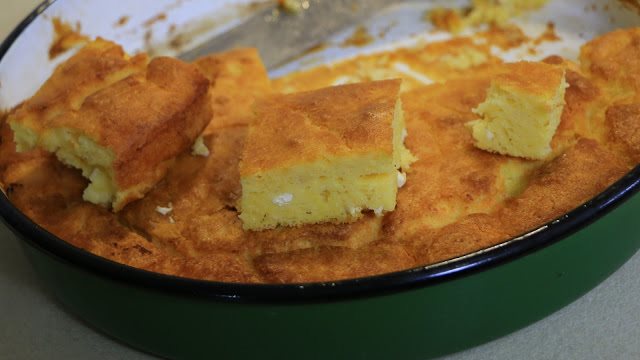 Ukusna i sutradan: Pita razljevuša sa sirom (VIDEO) | Stvar ukusa