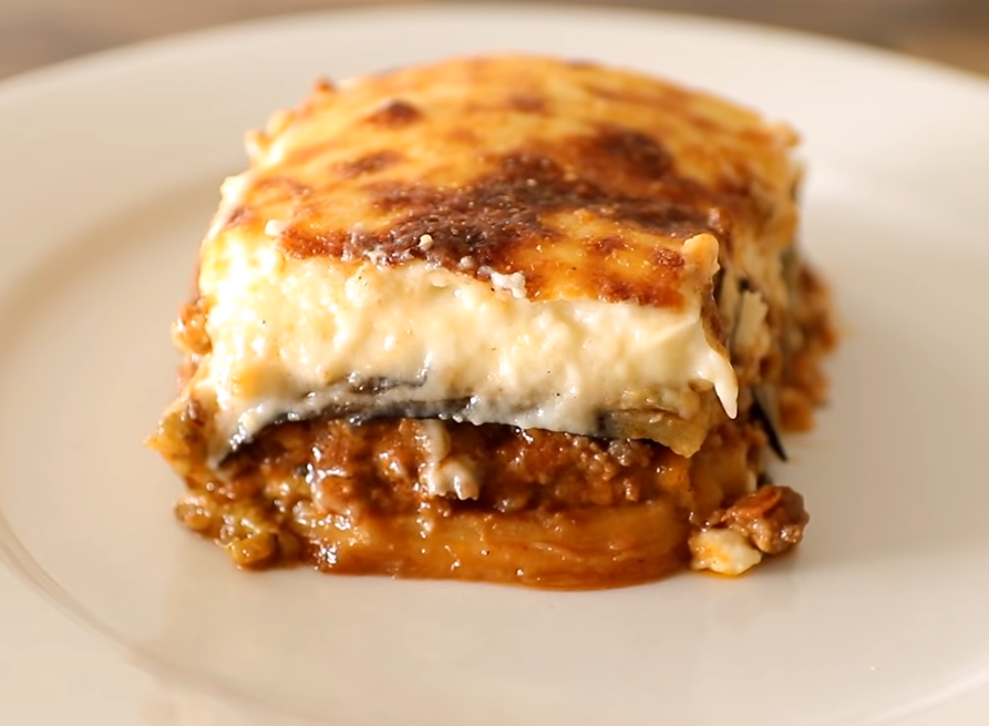 Recept za musaku od plavog patlidžana i bešamela | Stvar ukusa