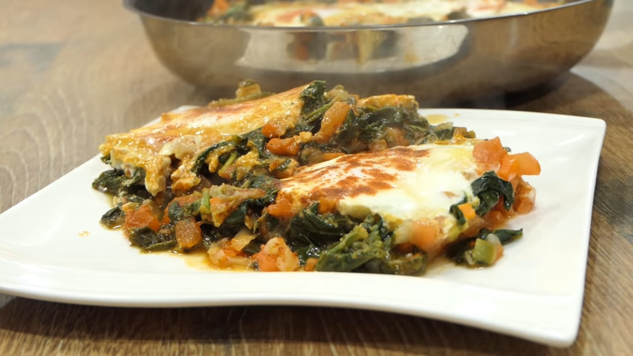 Kako se pravi spanać sa jajima na oko recept | Stvar ukusa