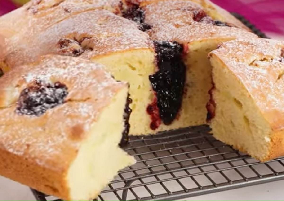 Recept za lenju pitu sa jabukama i džemom | Stvar ukusa