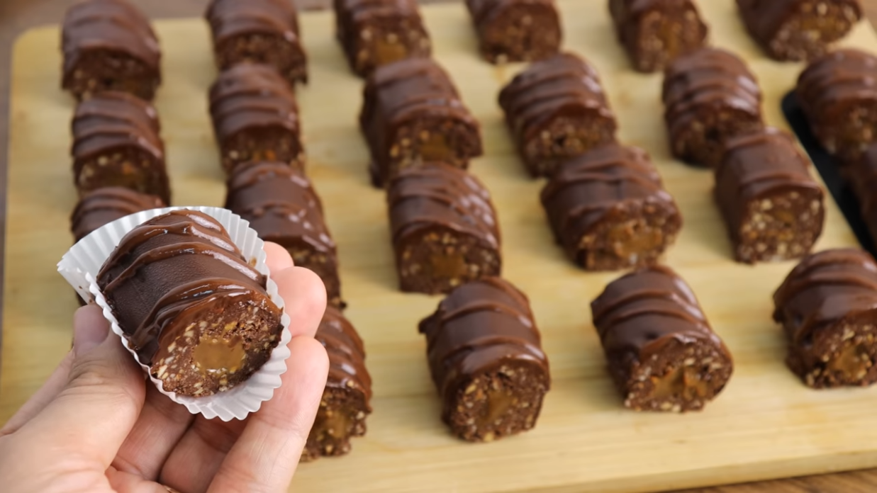 Recept za mini snikers kolače | Stvar ukusa