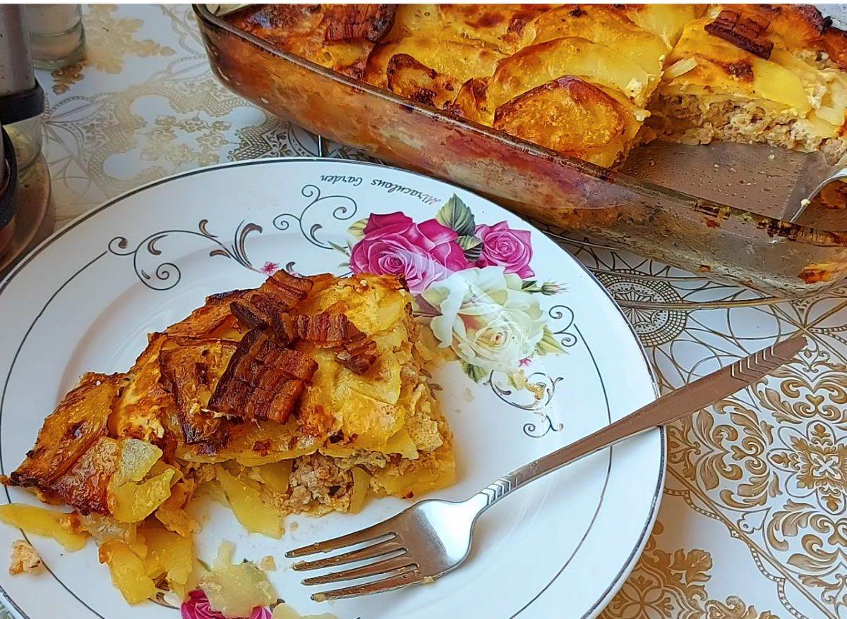 Musaka sa mlevenim mesom i slaninicom recept | Stvar ukusa