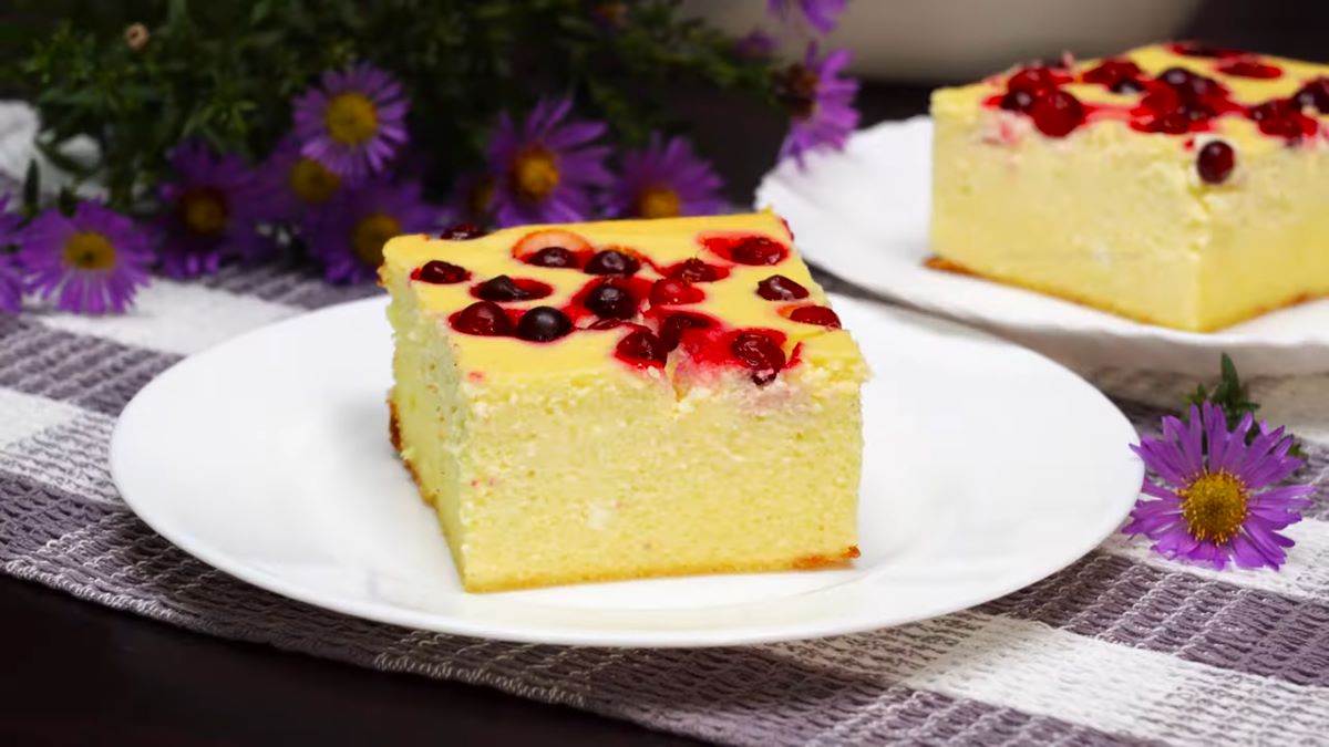 Žuti kolač sa voćem recept | Stvar ukusa