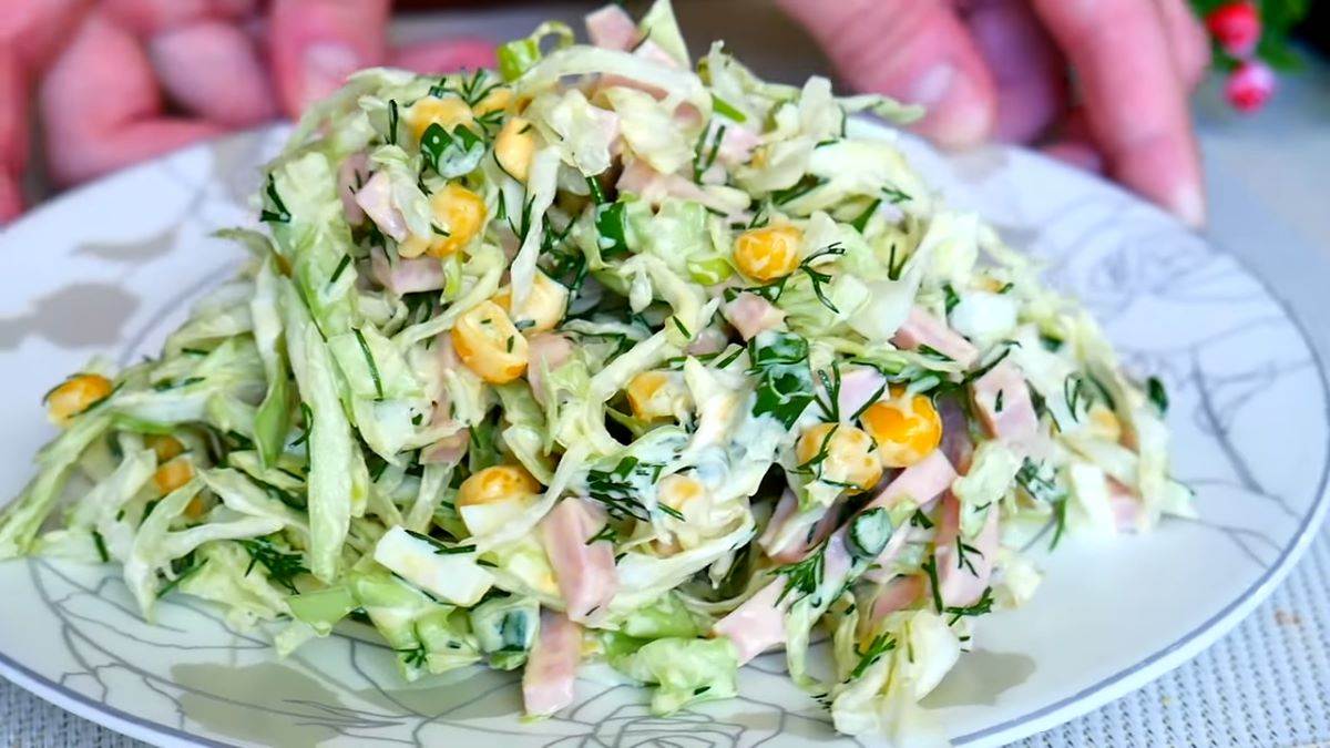 Kupus salata sa šunkom recept | Stvar ukusa