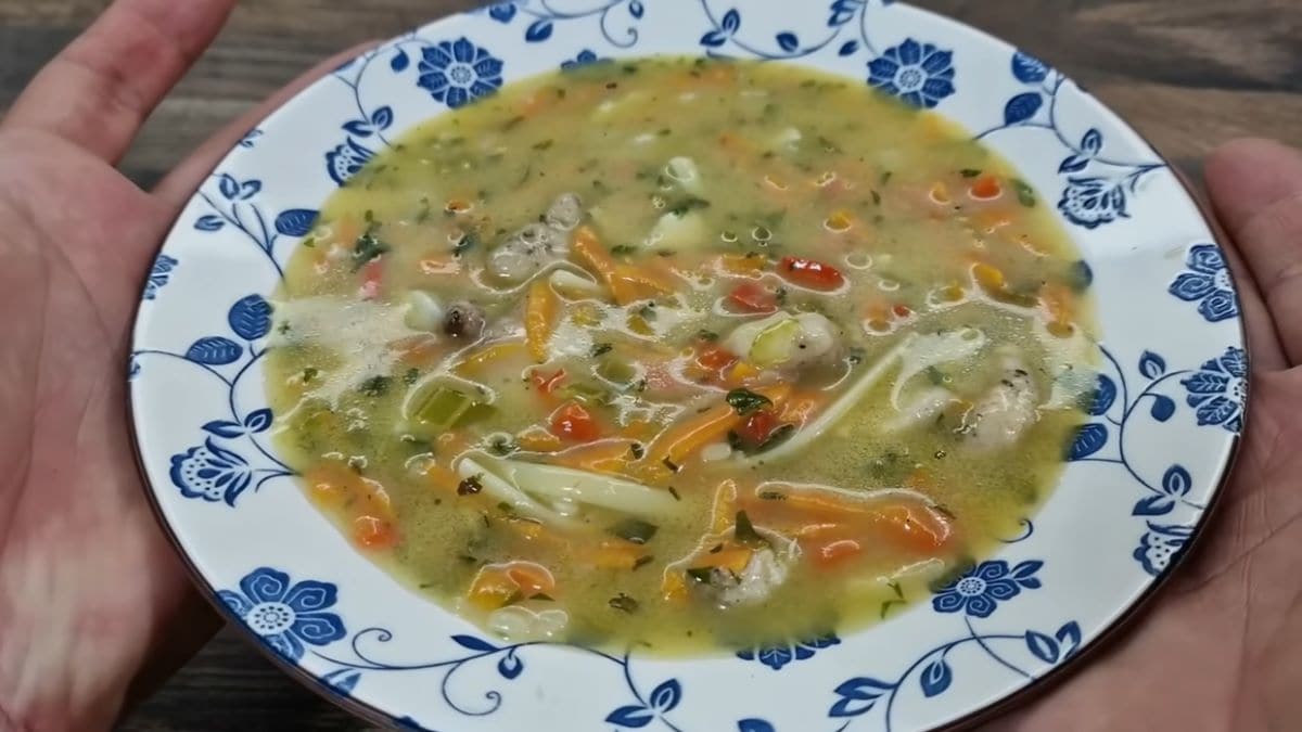 Recept za tursku pileću čorbu | Stvar ukusa