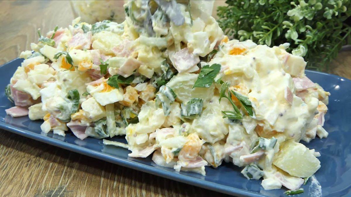Svečana salata sa krompirom, šunkom i kuvanim jajima | Stvar ukusa