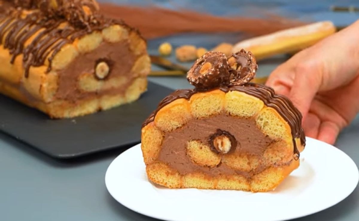 Recept za rolat sa piškotama, čokoladnim filom i lešnicima | Stvar ukusa