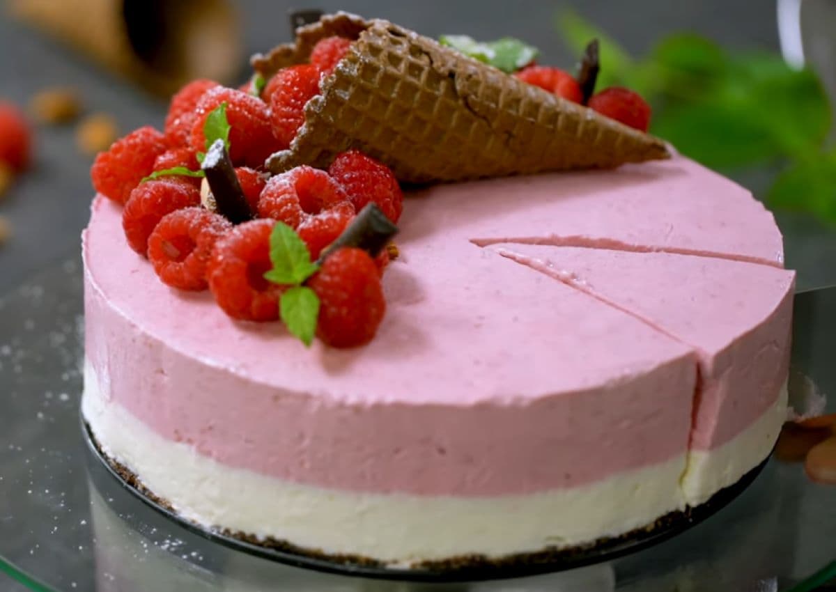 Recept za sladoled tortu sa malinama | Stvar ukusa