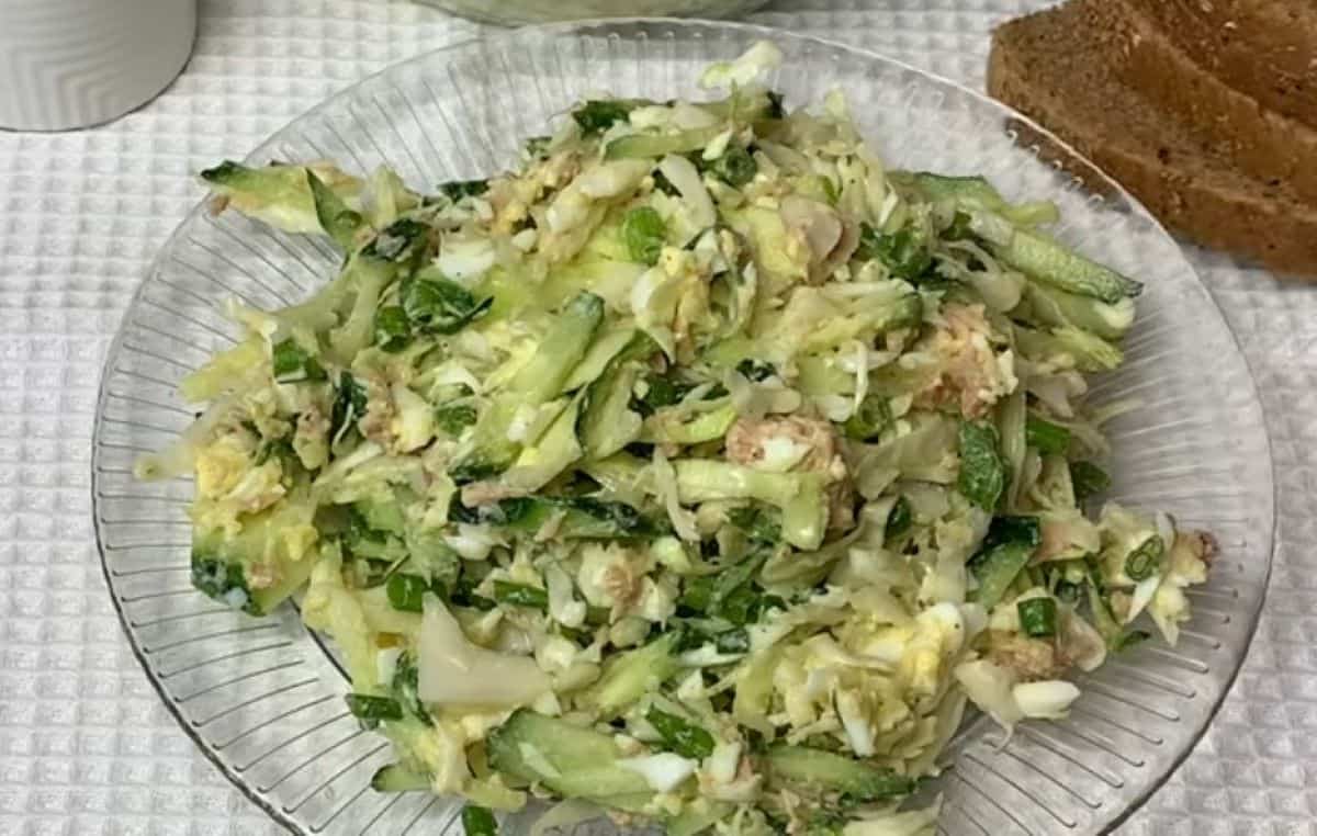 Obrok salata sa kupusom i tunjevinom recept | Stvar ukusa