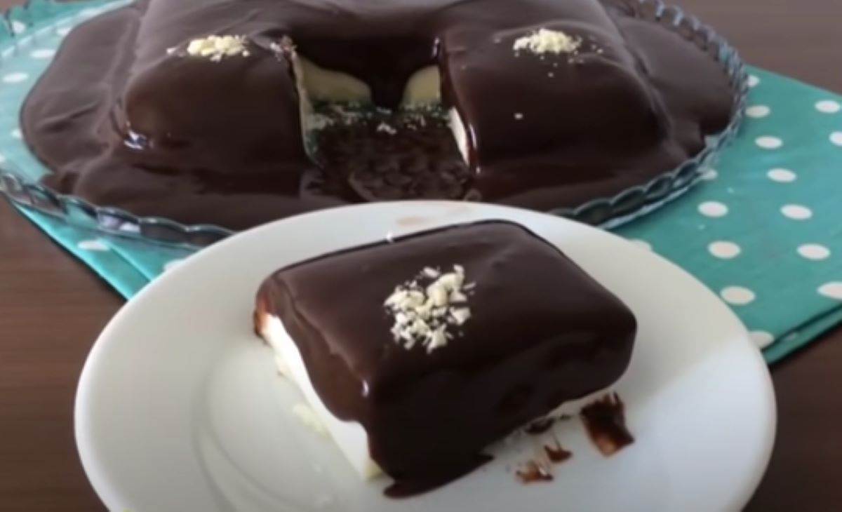 Recept za mlečni kolač preliven čokoladom | Stvar ukusa