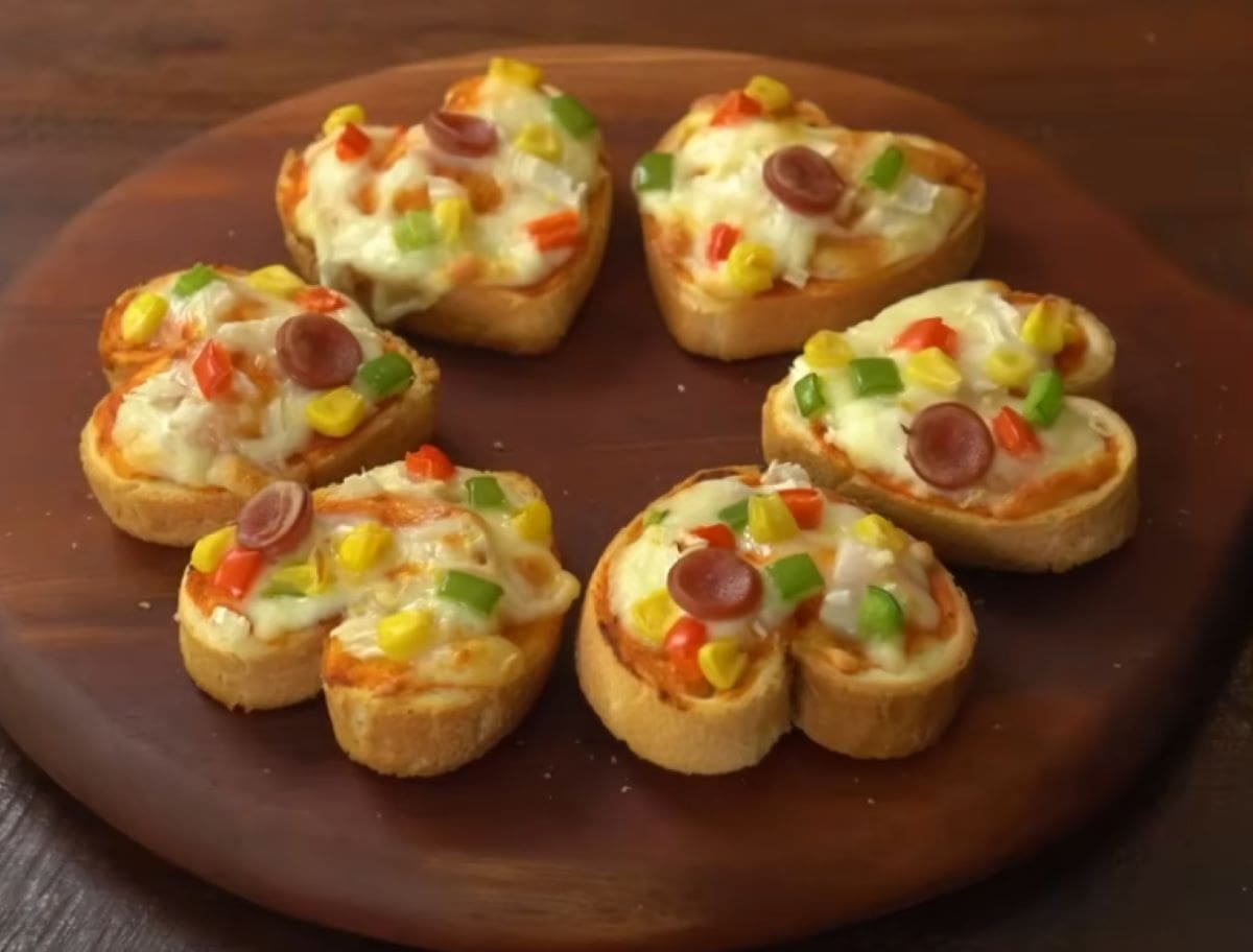 Recept za mini pice od hleba za Dan zaljubljenih | Stvar ukusa