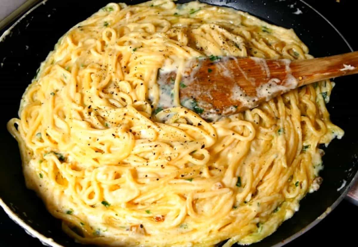 Recept za špagete u sosu od pavlake i belog luka | Stvar ukusa