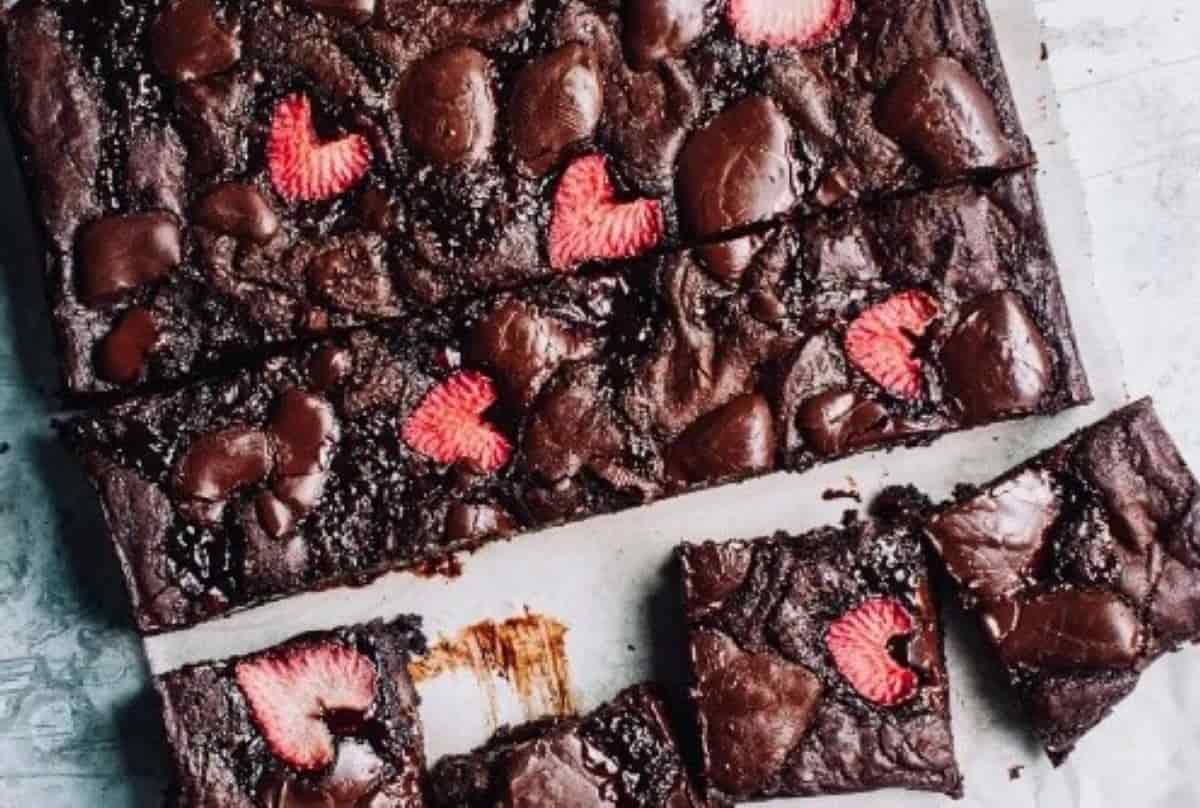 Recept za brauni sa jagodama i džemom | Stvar ukusa