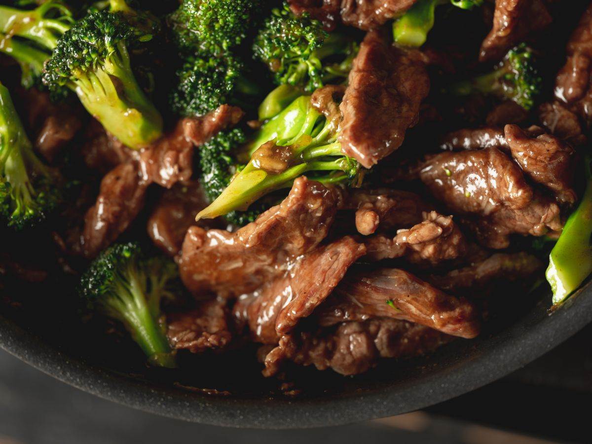 Recept za junetinu sa brokolijem, koja se brzo pravi | Stvar ukusa