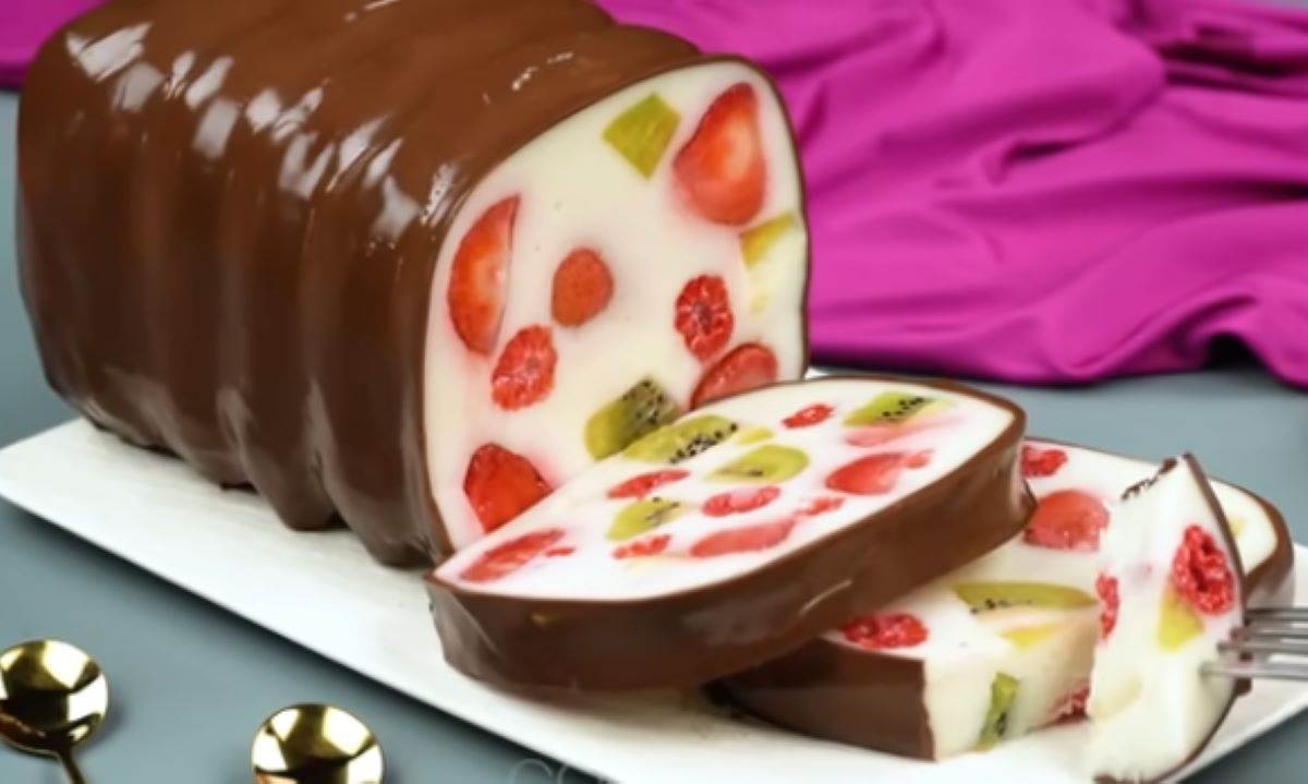 Recept za mlečni kolač sa voćem i čokoladom | Stvar ukusa