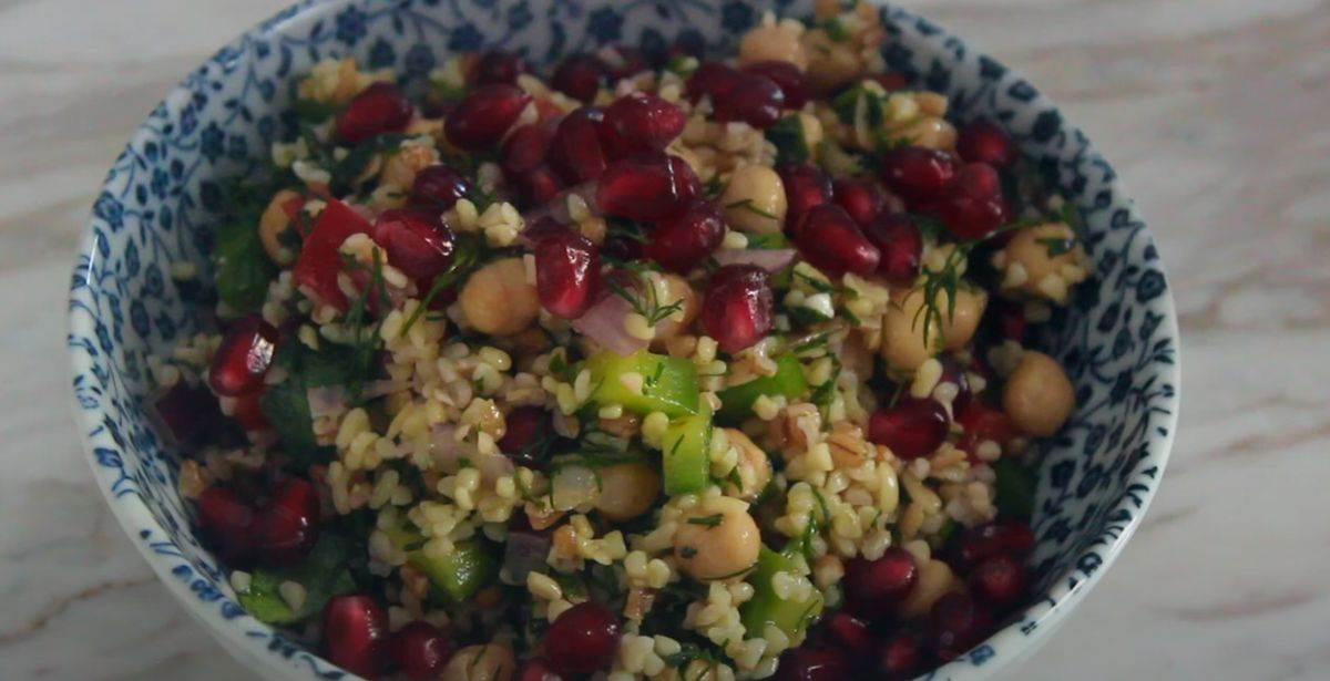 Recept za aromatičnu salatu od bulgura i povrća | Stvar ukusa
