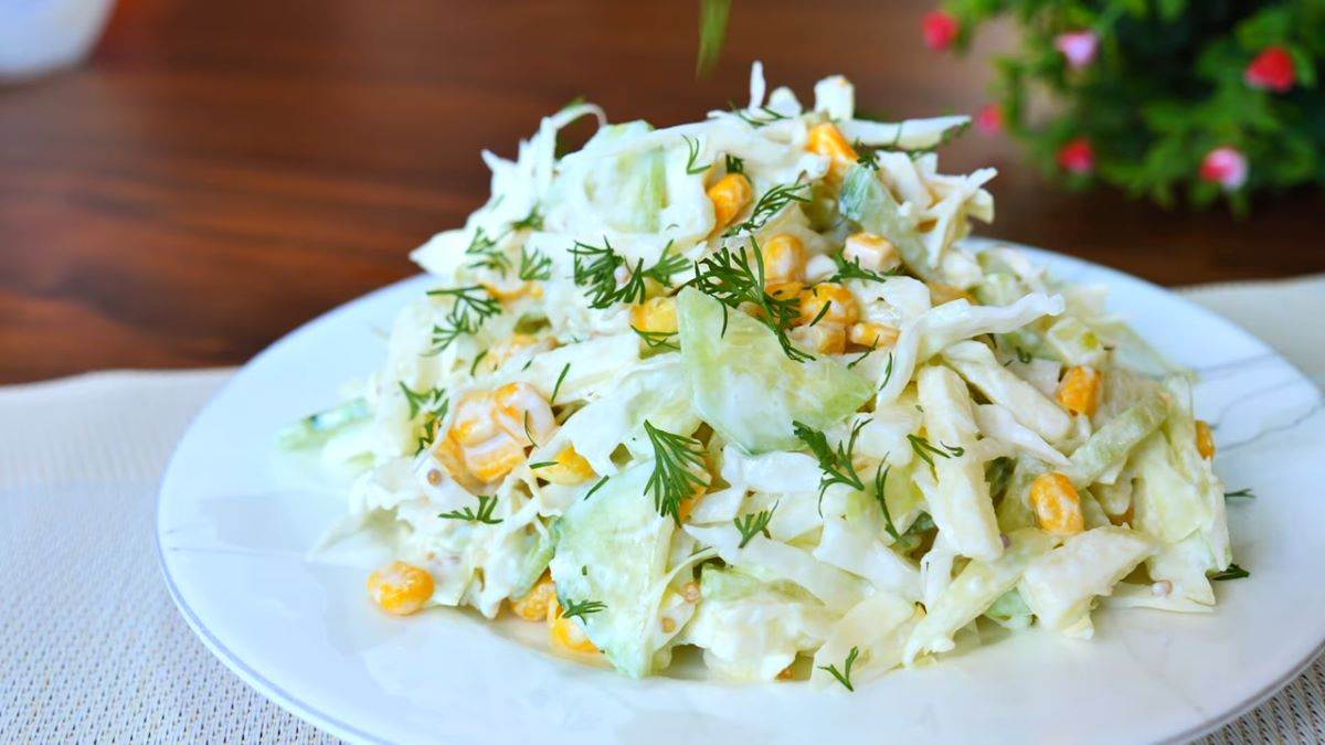 Recept za slavsku salatu koja odlično ide uz pečenje | Stvar ukusa