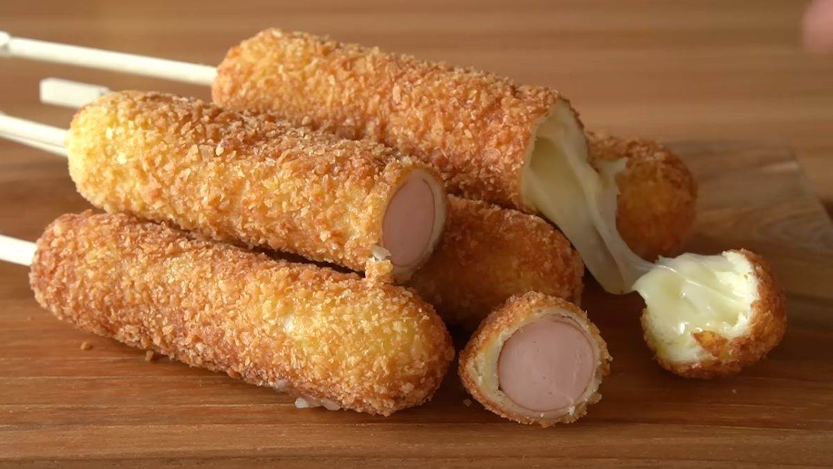 Recept za pohovani hot dog sa sirom | Stvar ukusa