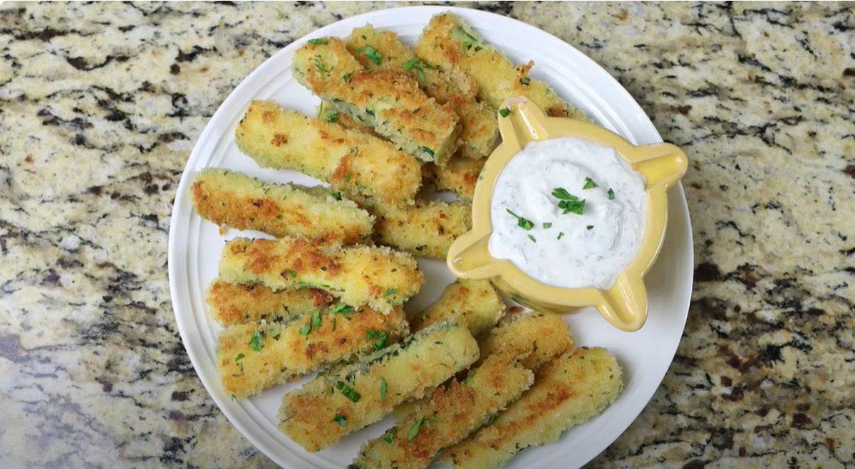 Recept za pržene štapiće od tikvica sa umakom od grčkog jogurta | Stvar ...