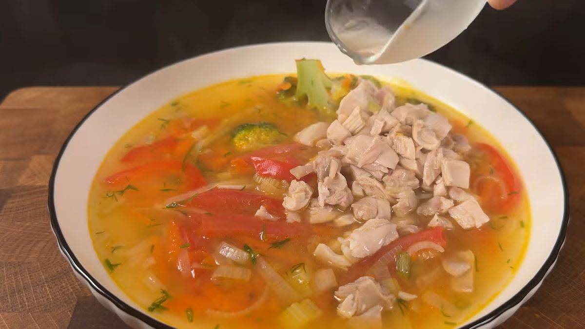 Recept za pileću čorbu sa povrćem | Stvar ukusa