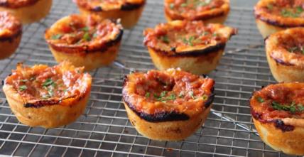 Kako se prave mini pica projare recept | Stvar ukusa